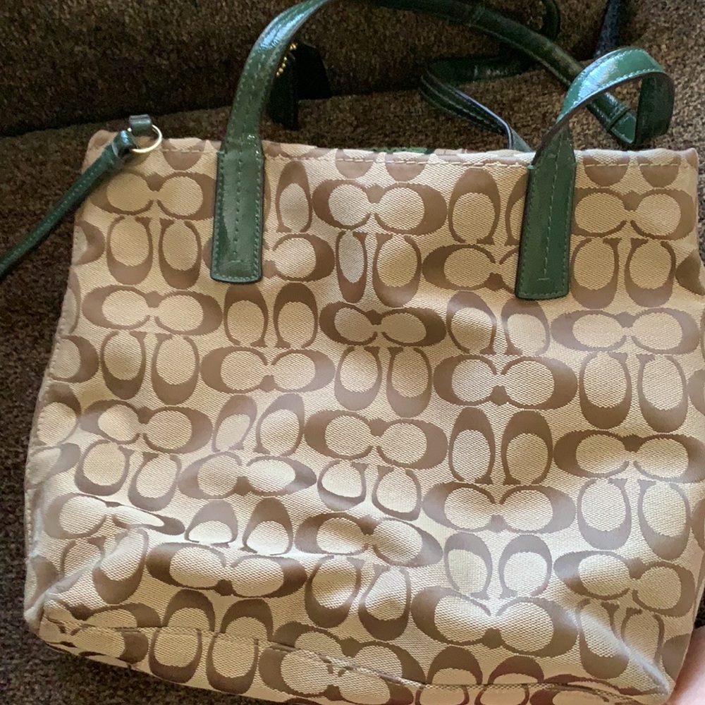 Coach Signature Handbag With Green Suede Trim - Gem